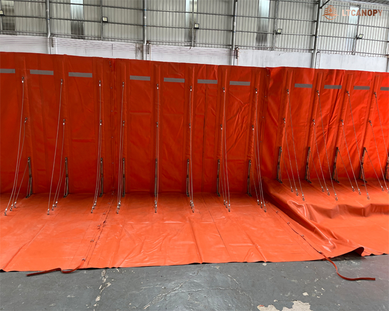 Inflatable House Flood Protection -Water Filled Bags For Flooding-PVC ...